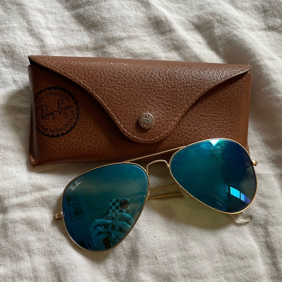 Ray-Ban | Accessories | Rayban Aviators Blue Lenses Wear And Tear ...